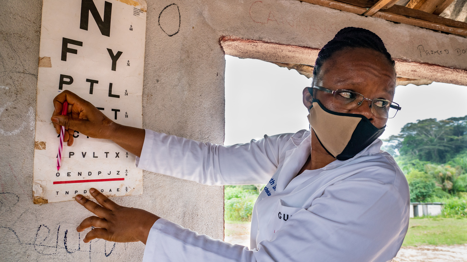 From optometrist to nurse: a guide to eye health roles | Sightsavers